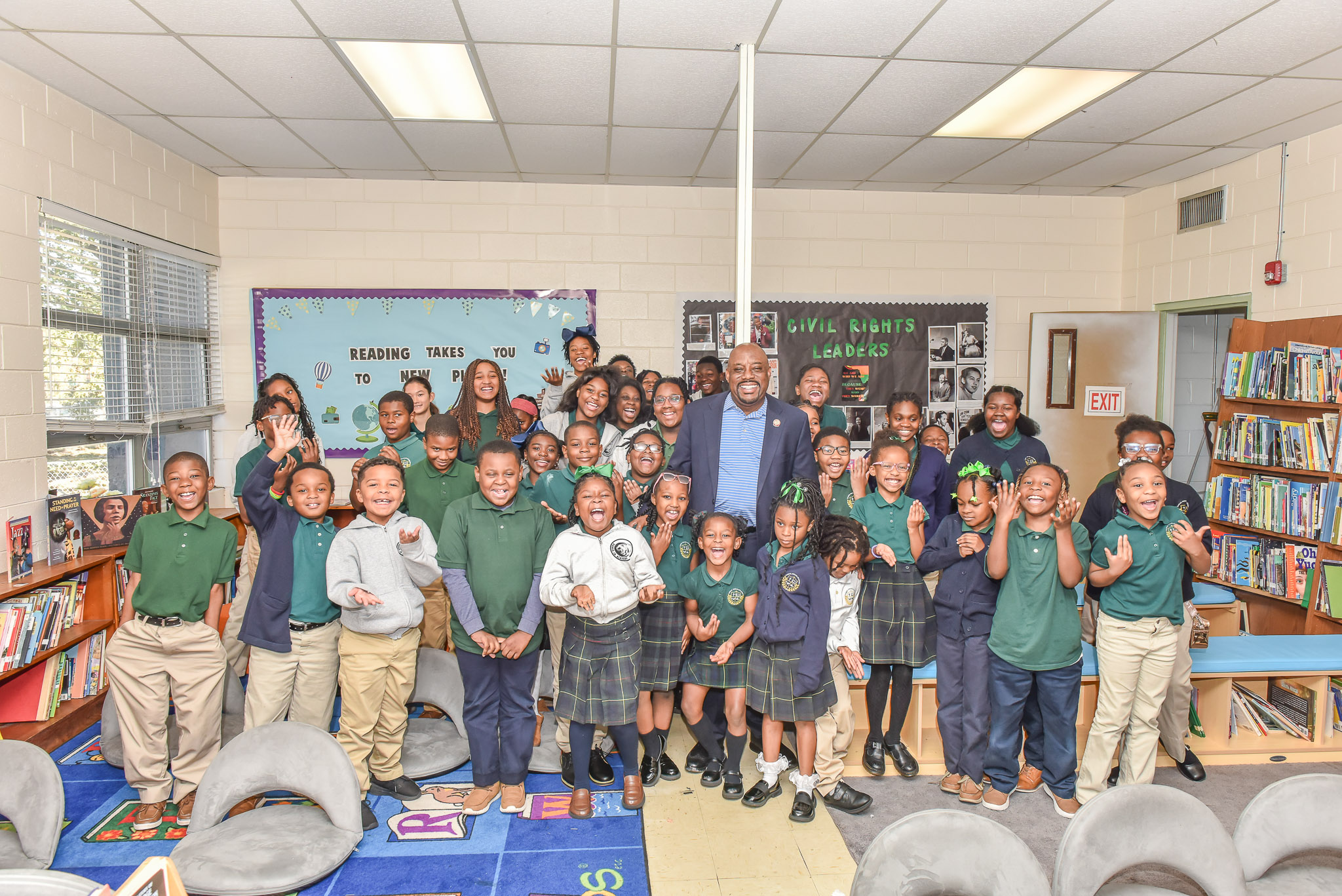 Mayor Johnson Reads to Students of Ramah Junior Academy - Connect Savannah